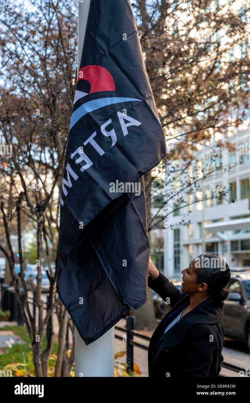 Tom whitmeyer hi-res stock photography and images - Alamy