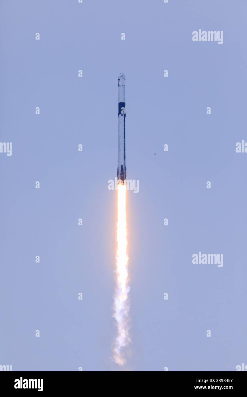 Axiom nasa launch hi-res stock photography and images - Alamy