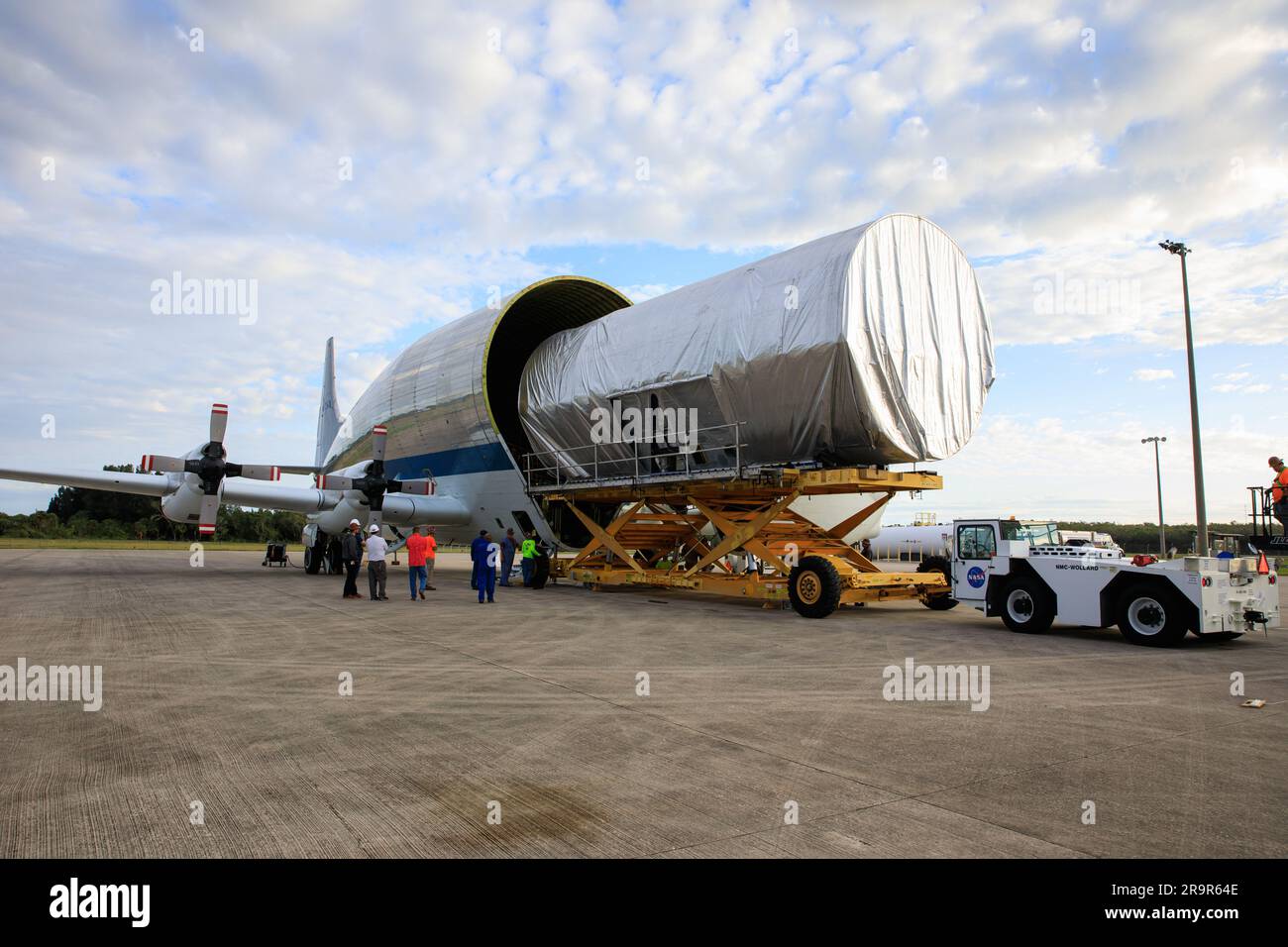 MPLM Transfer to Super Guppy. The Multi-Purpose Logistics Module (MPLM ...