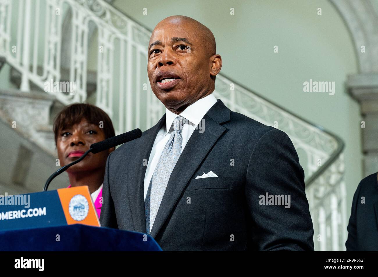 Containerization of trash hi-res stock photography and images - Alamy