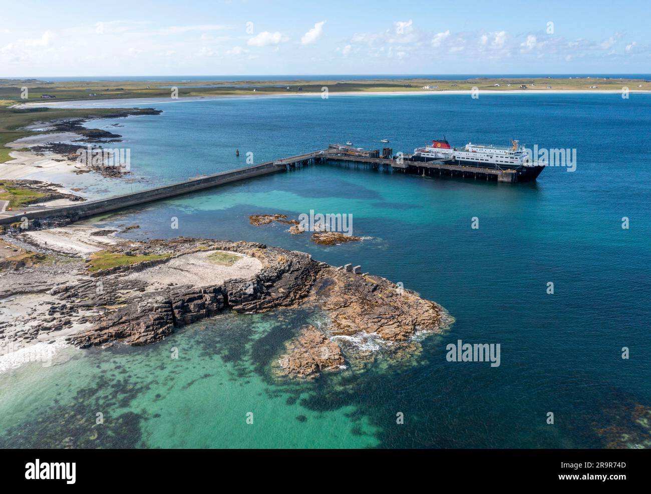 The Caledonian Macbrayne ferry The Clansman docks at Tiree, inner ...