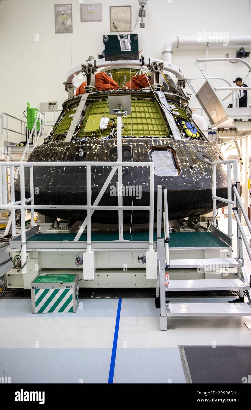 Artemis I Orion Return and De-Servicing. NASA’s Artemis I Orion capsule ...
