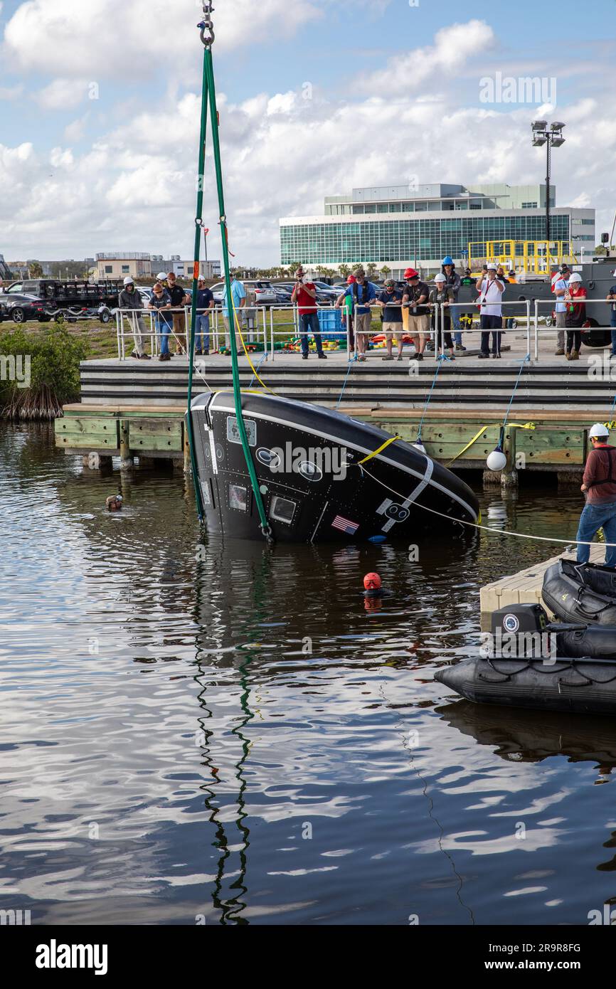 Crew module test article hi-res stock photography and images - Alamy