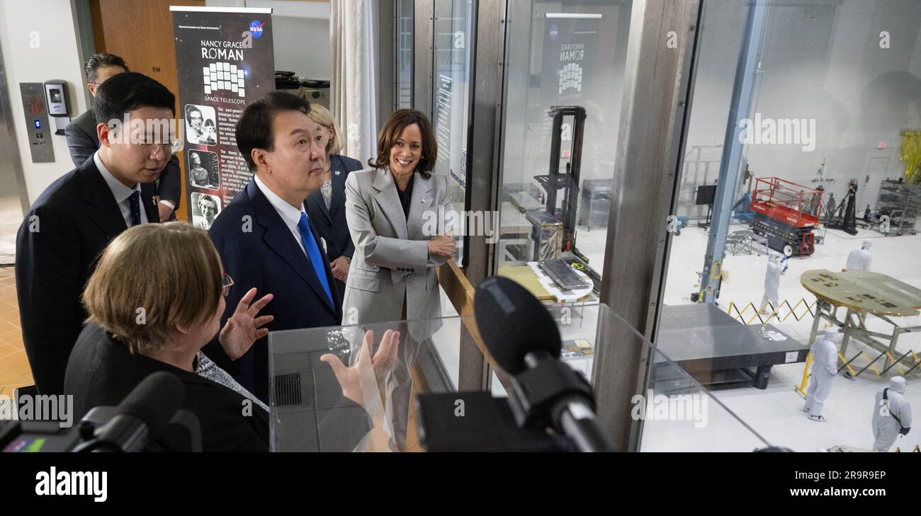 Julie mcenery hi-res stock photography and images - Alamy