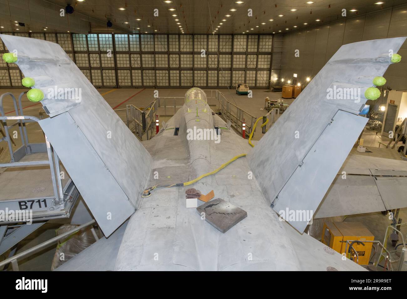 . This view of NASA 862, which is an F/A-18D based at NASA’s Armstrong ...