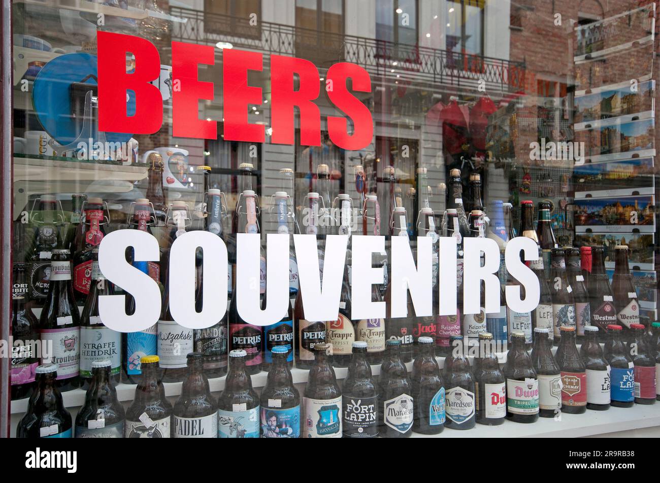 Bruges shopping streets hi-res stock photography and images - Alamy