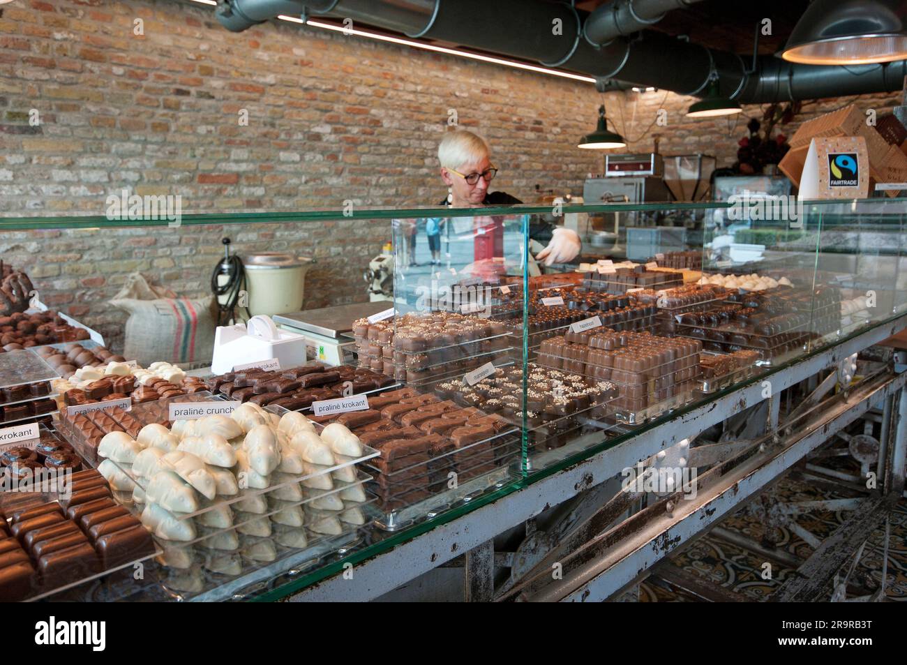 Chocolate Brothers shop, Bruges, Flanders, Belgium Stock Photo - Alamy