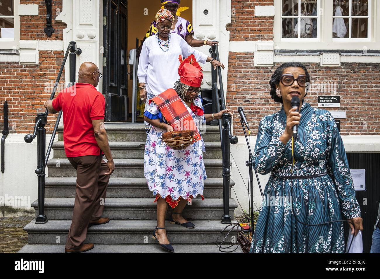 AMSTERDAM - Keti Koti dialogue table at the University of Amsterdam ...