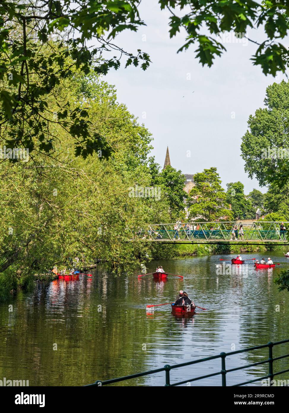 View along the river Wansbeck from Carlisle Park in Morpeth ...