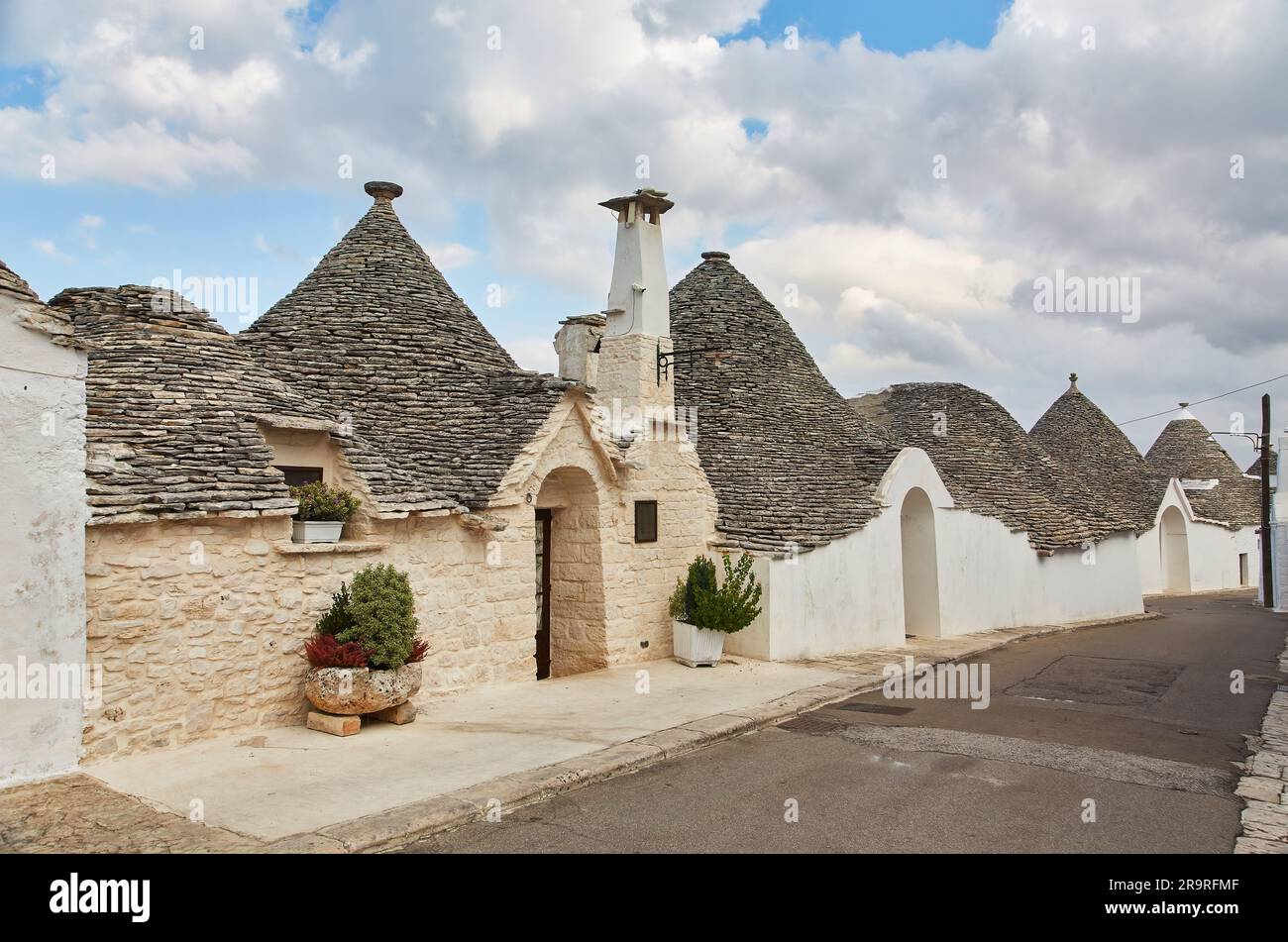 Alberobello, Puglia, Italy: Typical houses built with dry stone walls ...