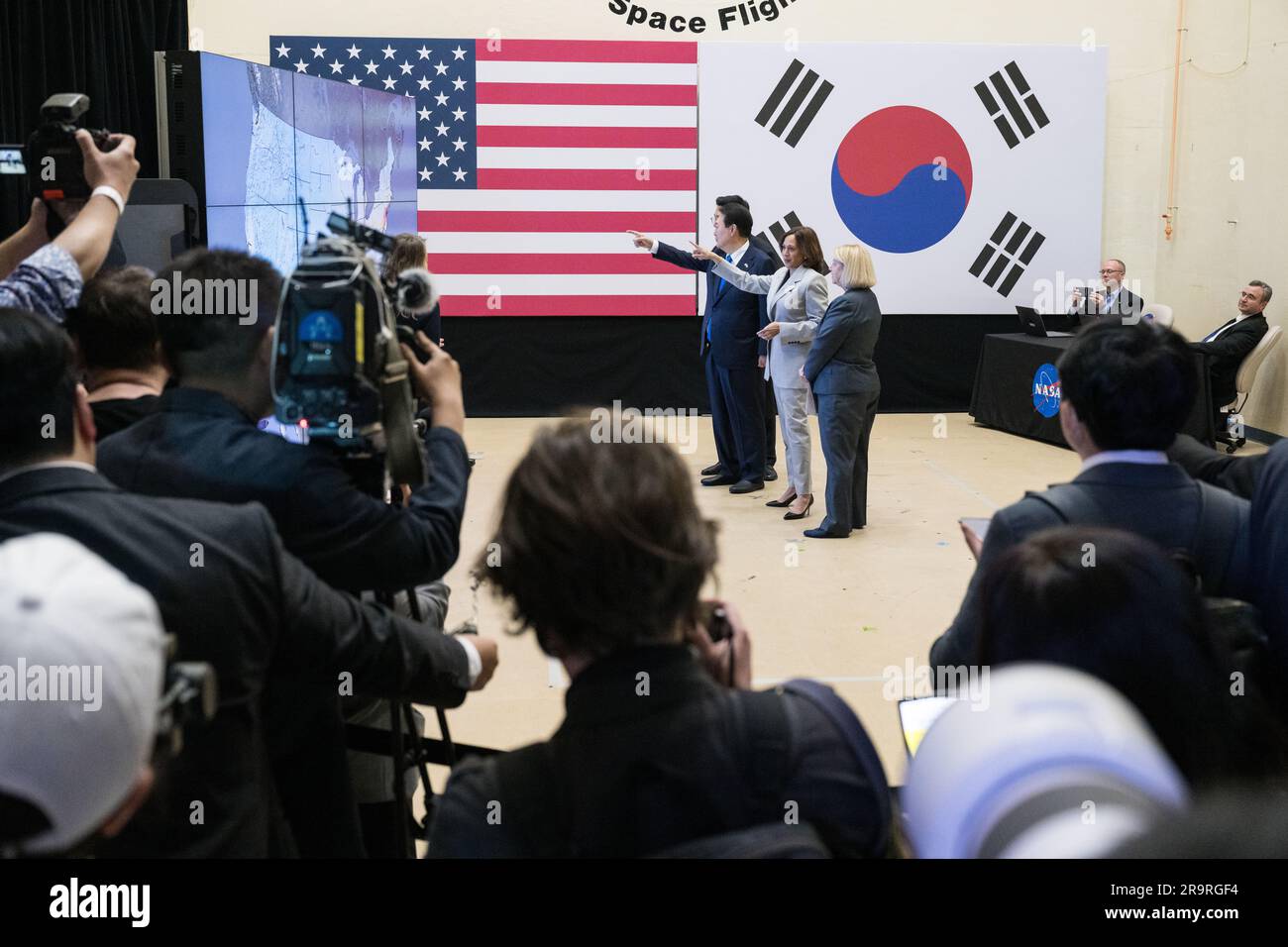 Climate asia 2023 hi-res stock photography and images - Alamy