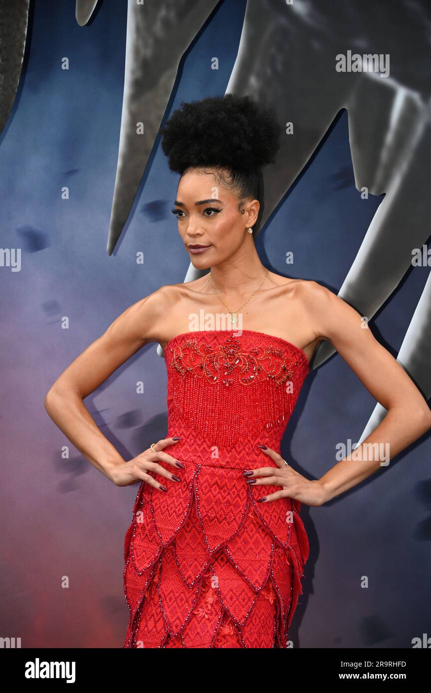 Victoria clare hi-res stock photography and images - Alamy