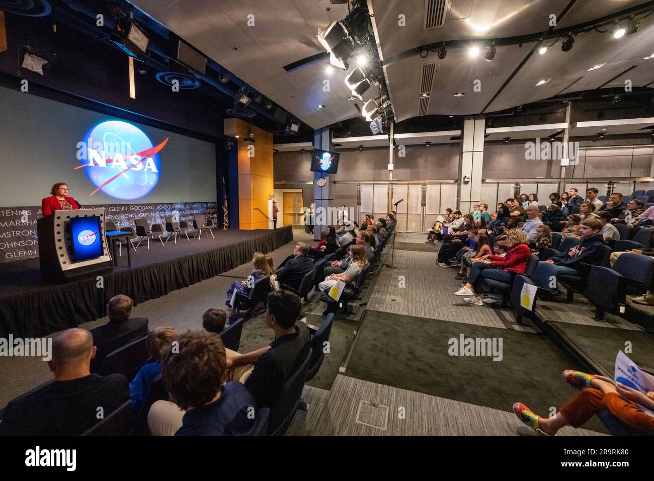 Earth Information Center Student Engagement. NASA Earth Science ...