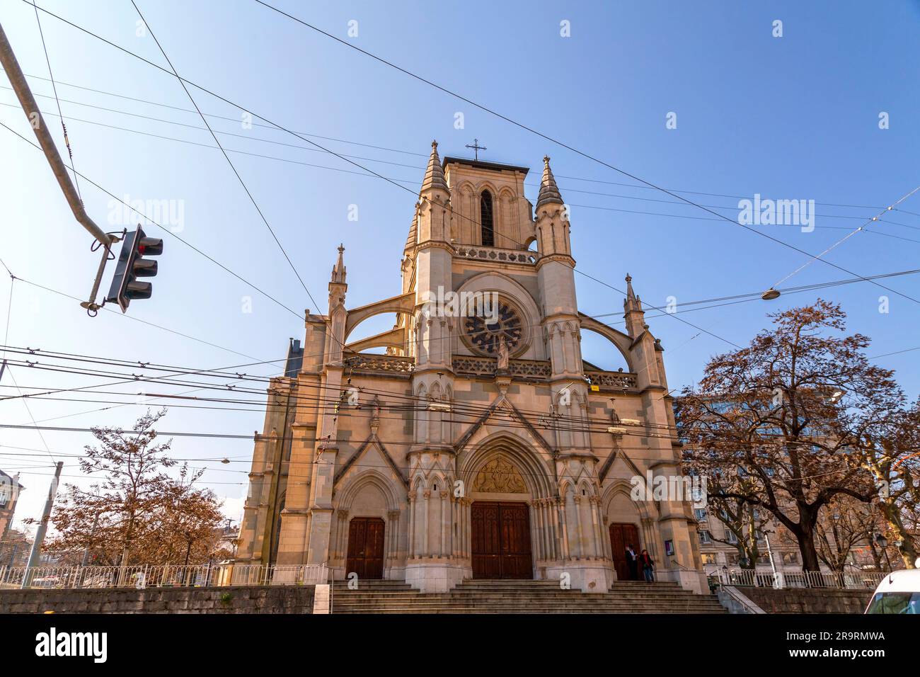 Basilica notre dame geneva hi-res stock photography and images - Alamy