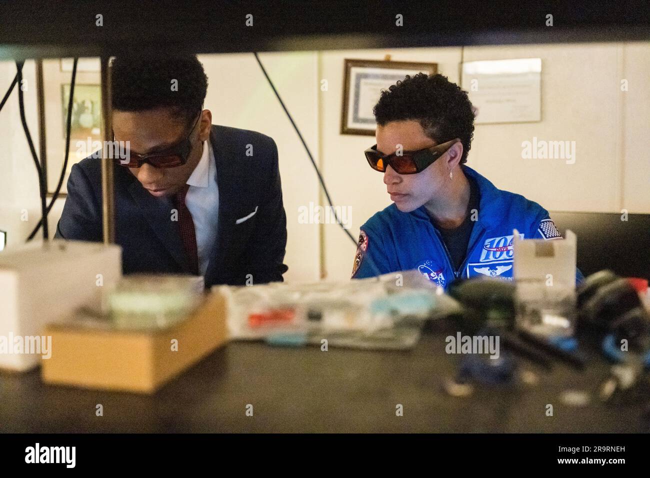 Miles laboratory hi-res stock photography and images - Alamy