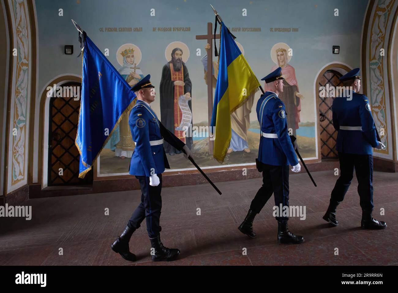 Kyiv, Ukraine. 12th June, 2023. Soldiers of the guard of honor carry ...