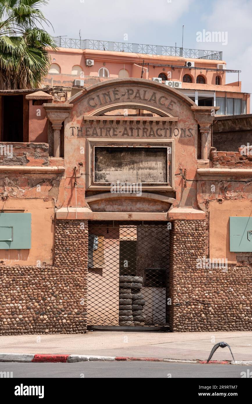 Cine palace theatre hi-res stock photography and images - Alamy