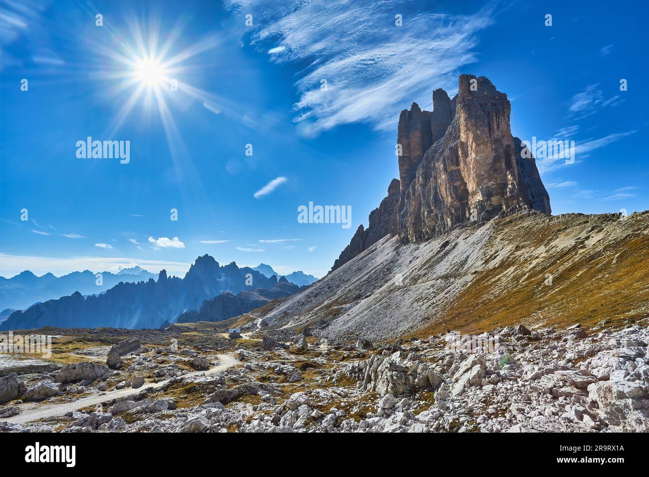 Mountain path Tre Cime National Park on sunny autumn day, Dolomites ...