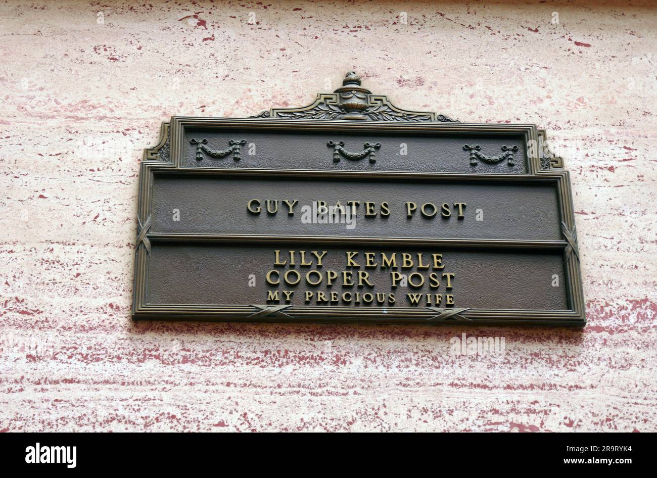 Los Angeles, California, USA 25th June 2023 Actor Guy Bates Post Grave ...