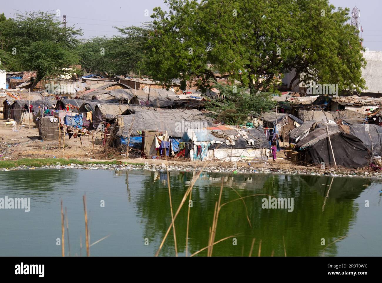 India, new Delhi - March 27, 2018: Typical Indian slums on the ...