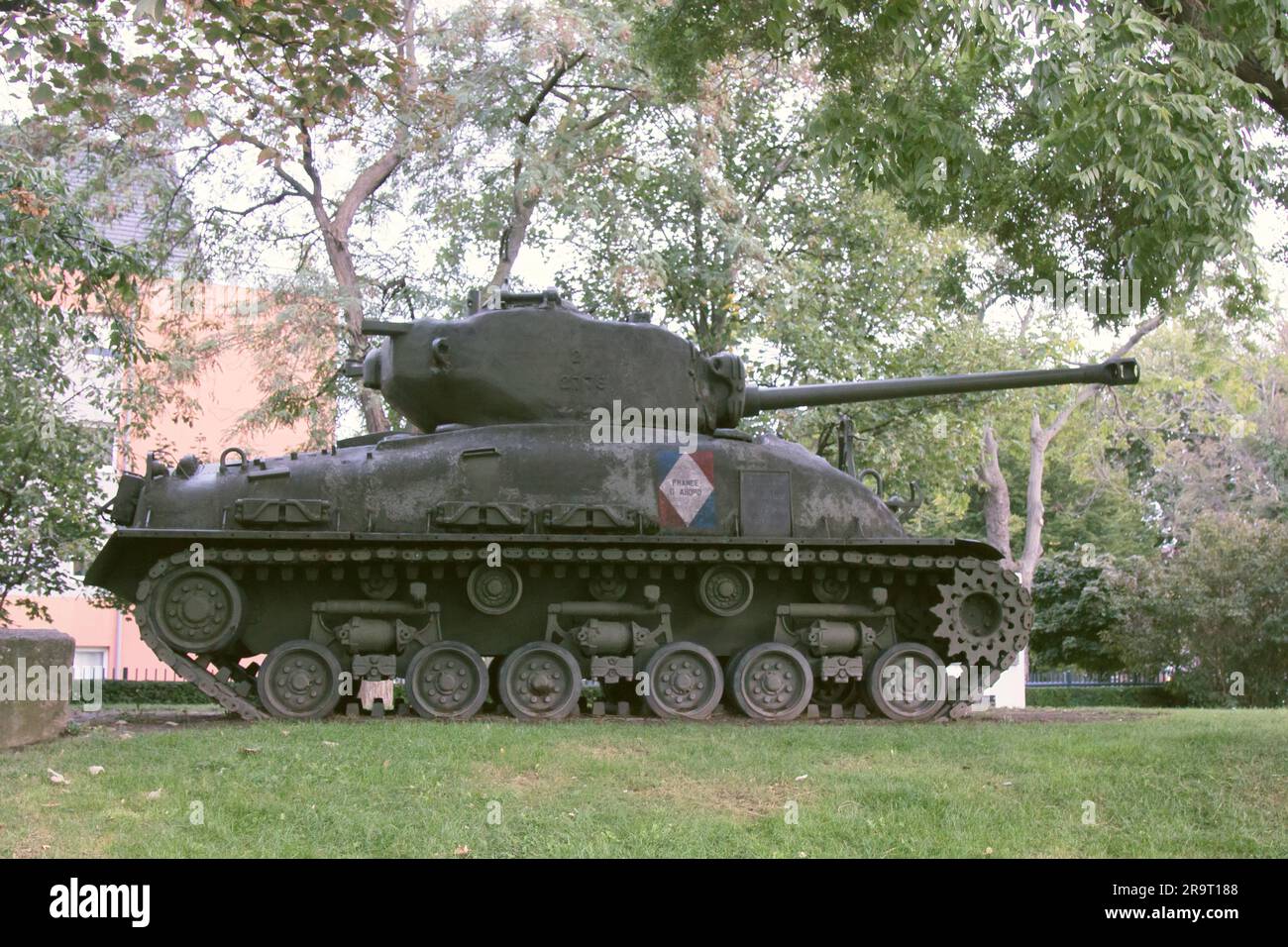 monument tank of the second world war Stock Photo - Alamy