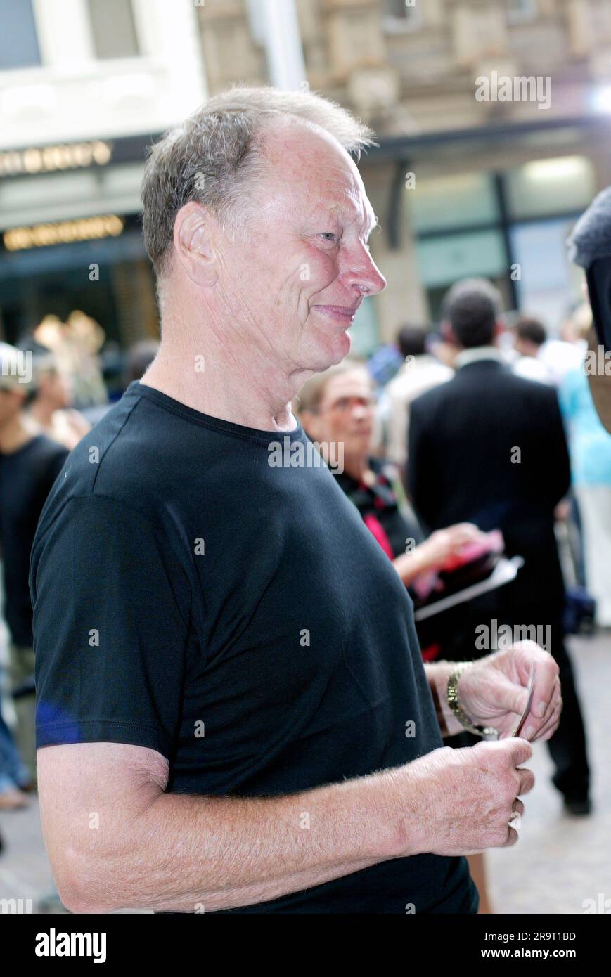 John Bell at the premiere of The Adventures of Snugglepot & Cuddlepie ...