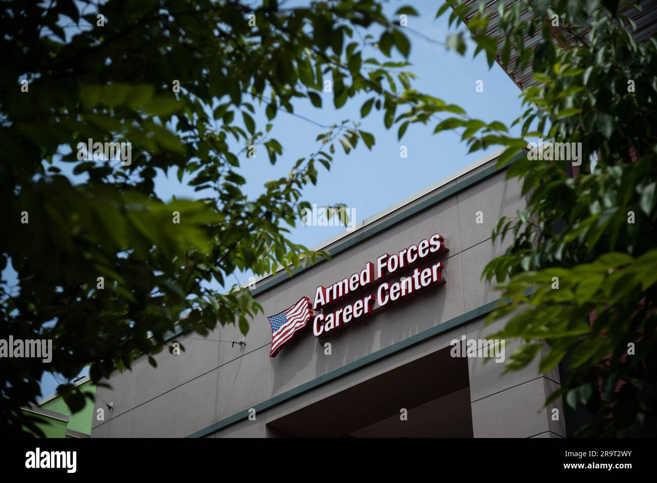 Army general logo hi-res stock photography and images - Alamy