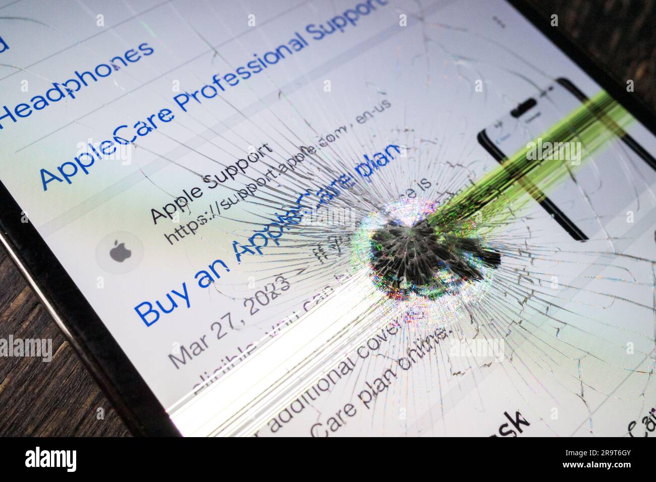 Broken glass window drop hi-res stock photography and images - Alamy