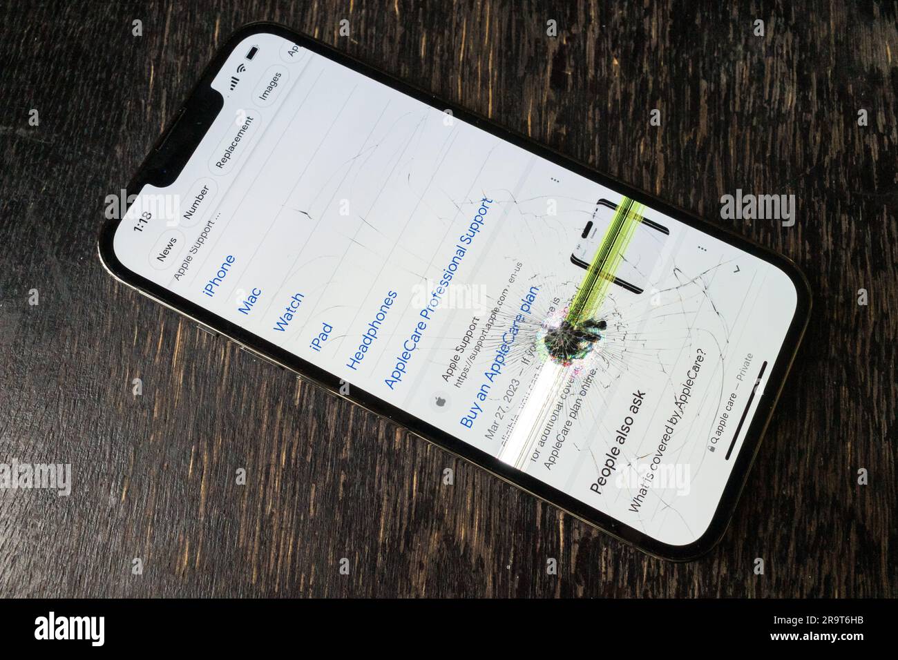 Seattle, USA. 11 Jun, 2023: Damaged Iphone from a 5 story window drop ...