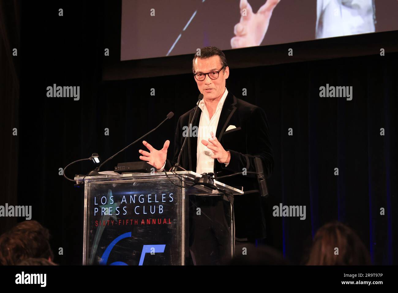 Los Angeles, California, USA. 25th June, 2023. TV journalist David Ono ...
