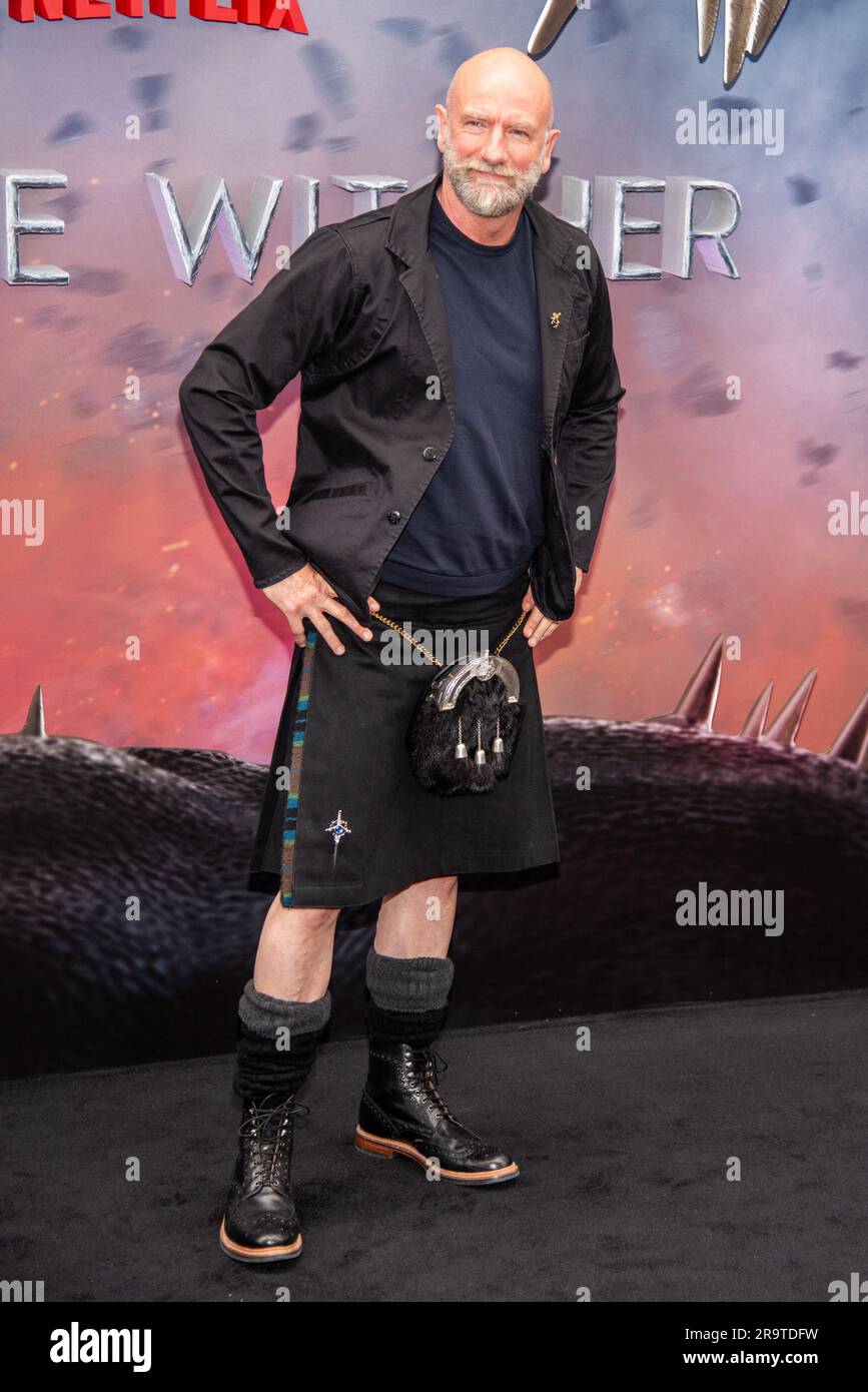Graham mctavish the witcher hi-res stock photography and images - Alamy