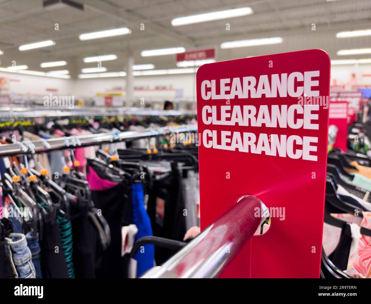 Red clearance sales sign at department store Stock Photo - Alamy