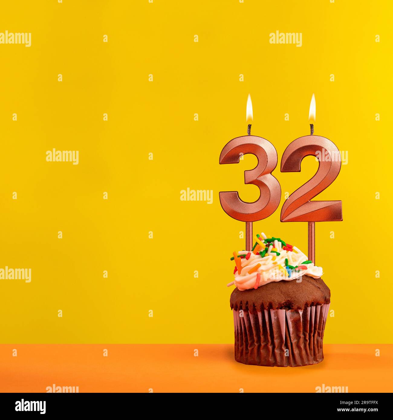Number 32 burning anniversary hi-res stock photography and images - Alamy