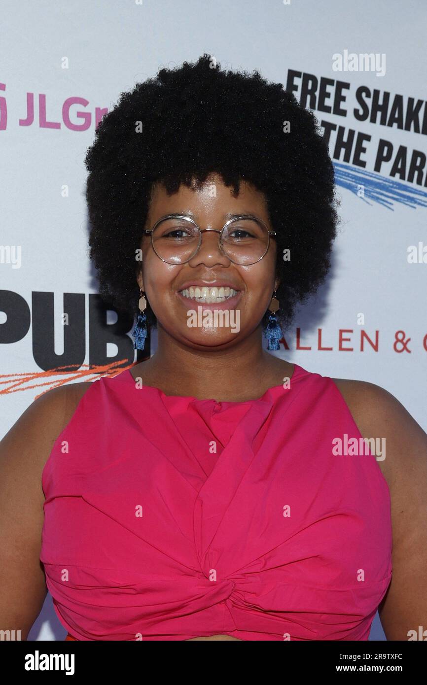 Stephanie rolland hi-res stock photography and images - Alamy