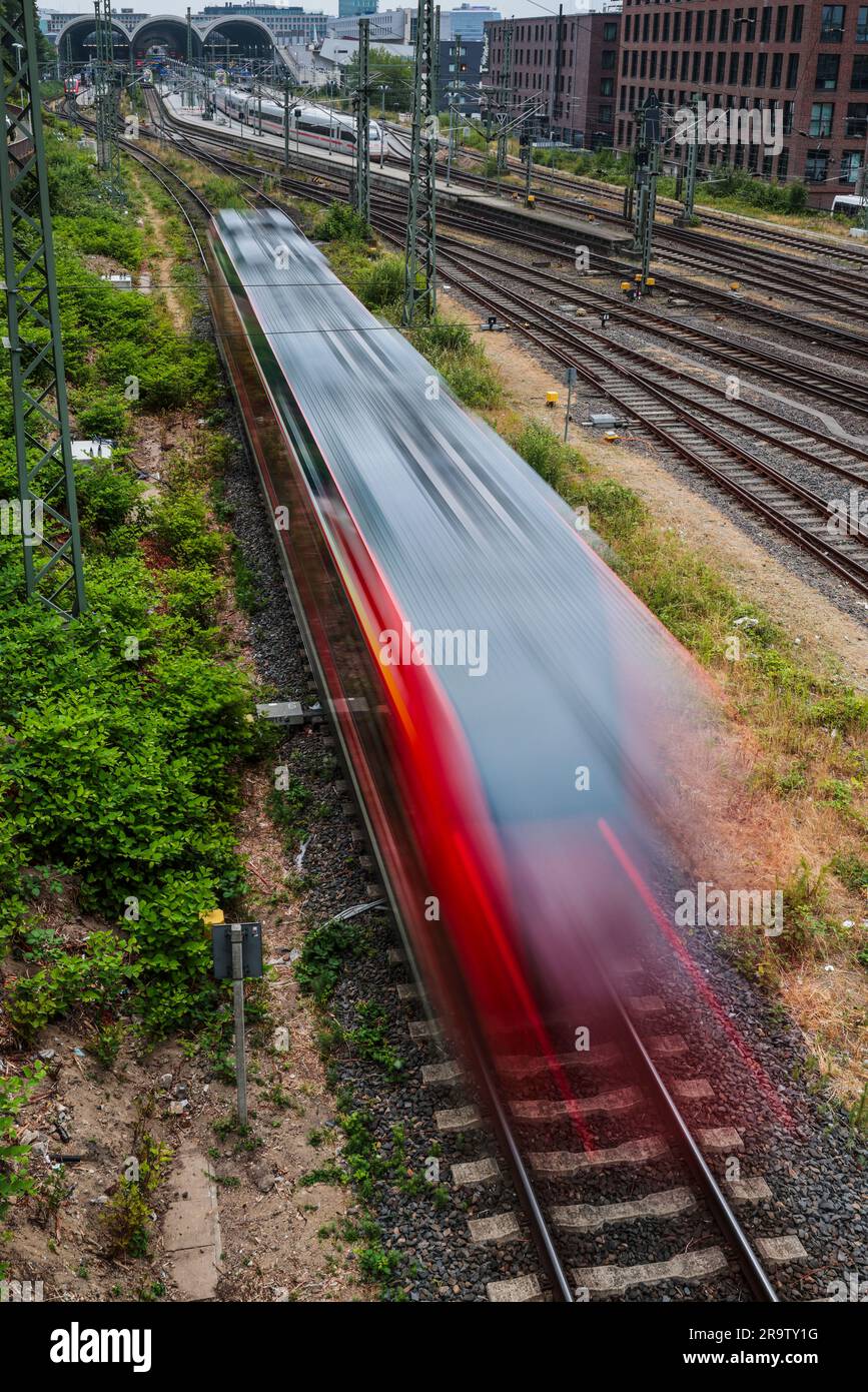 Kiel, Germany. 29th June, 2023. A regional train leaves Kiel's main ...