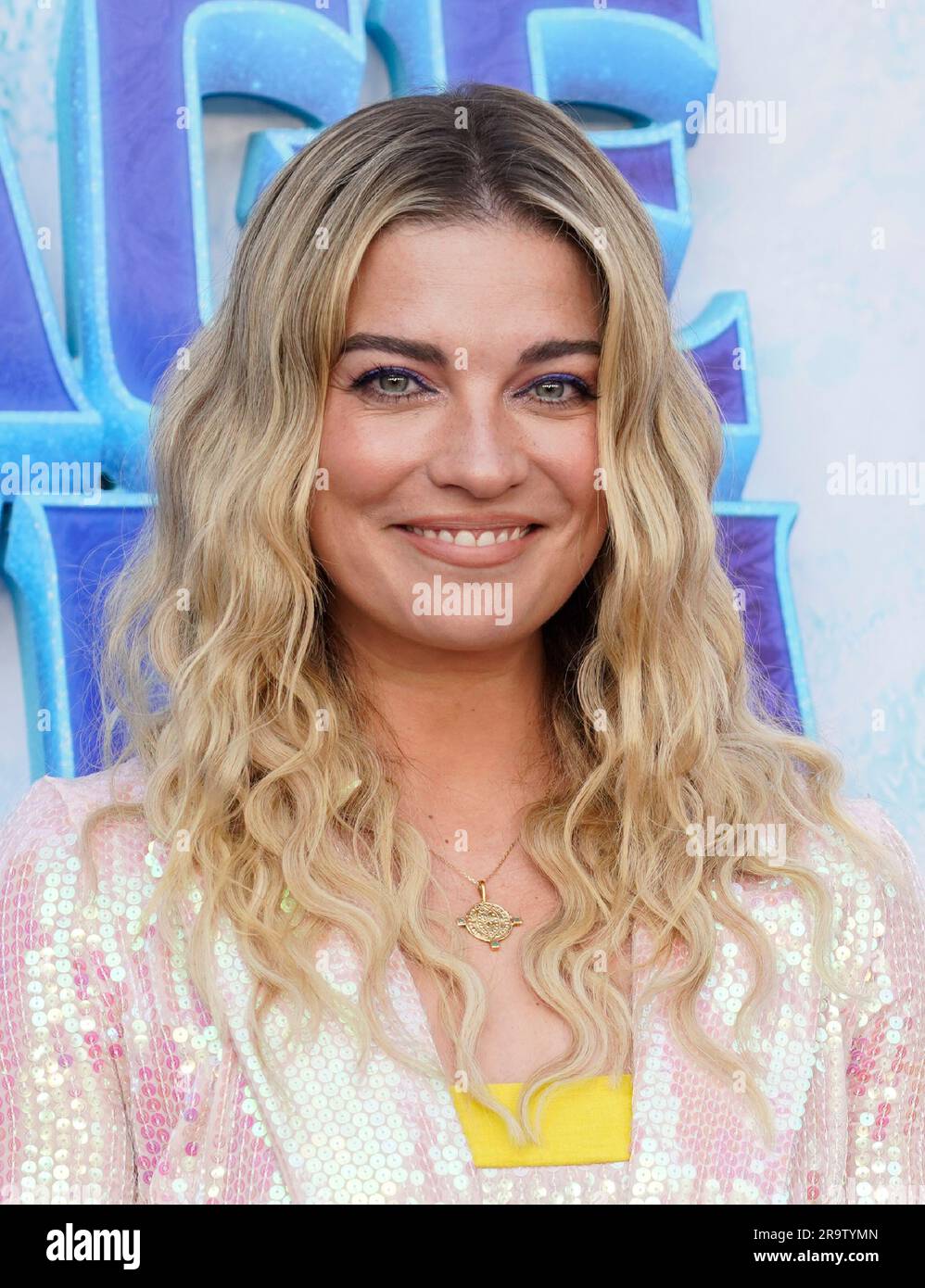 Annie Murphy poses at the premiere of the film "Ruby Gillman, Teenage ...