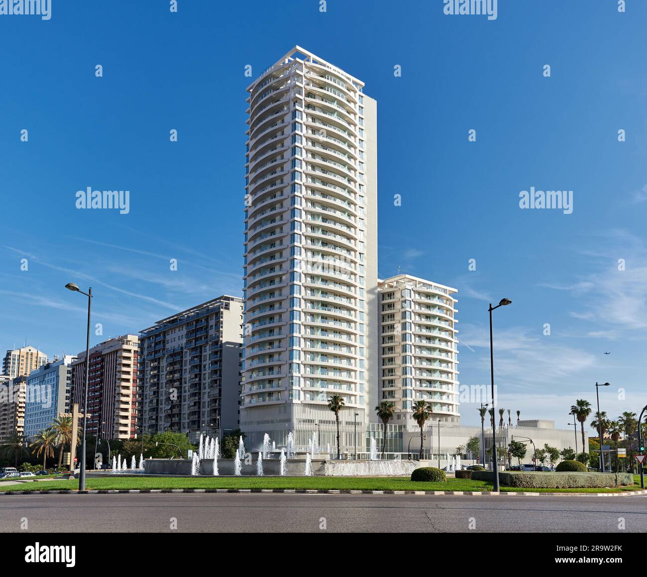 Edificio ricardo bofill hi-res stock photography and images - Alamy