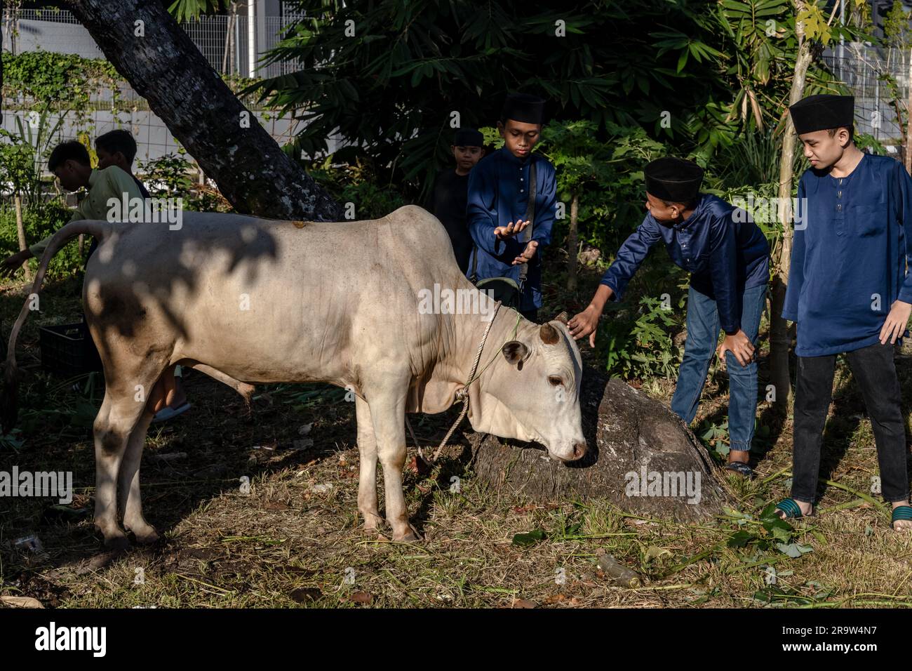 Kuala Lumpur, Kuala Lumpur, Malaysia. 29th June, 2023. Children looks ...