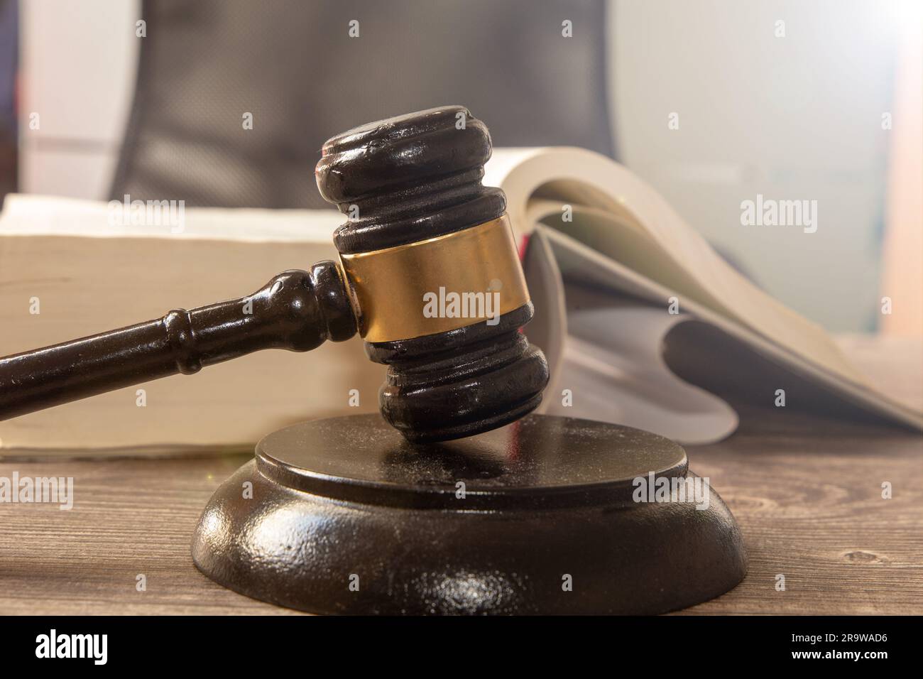 Close up of judges gavel as symbol image for judgment Stock Photo - Alamy
