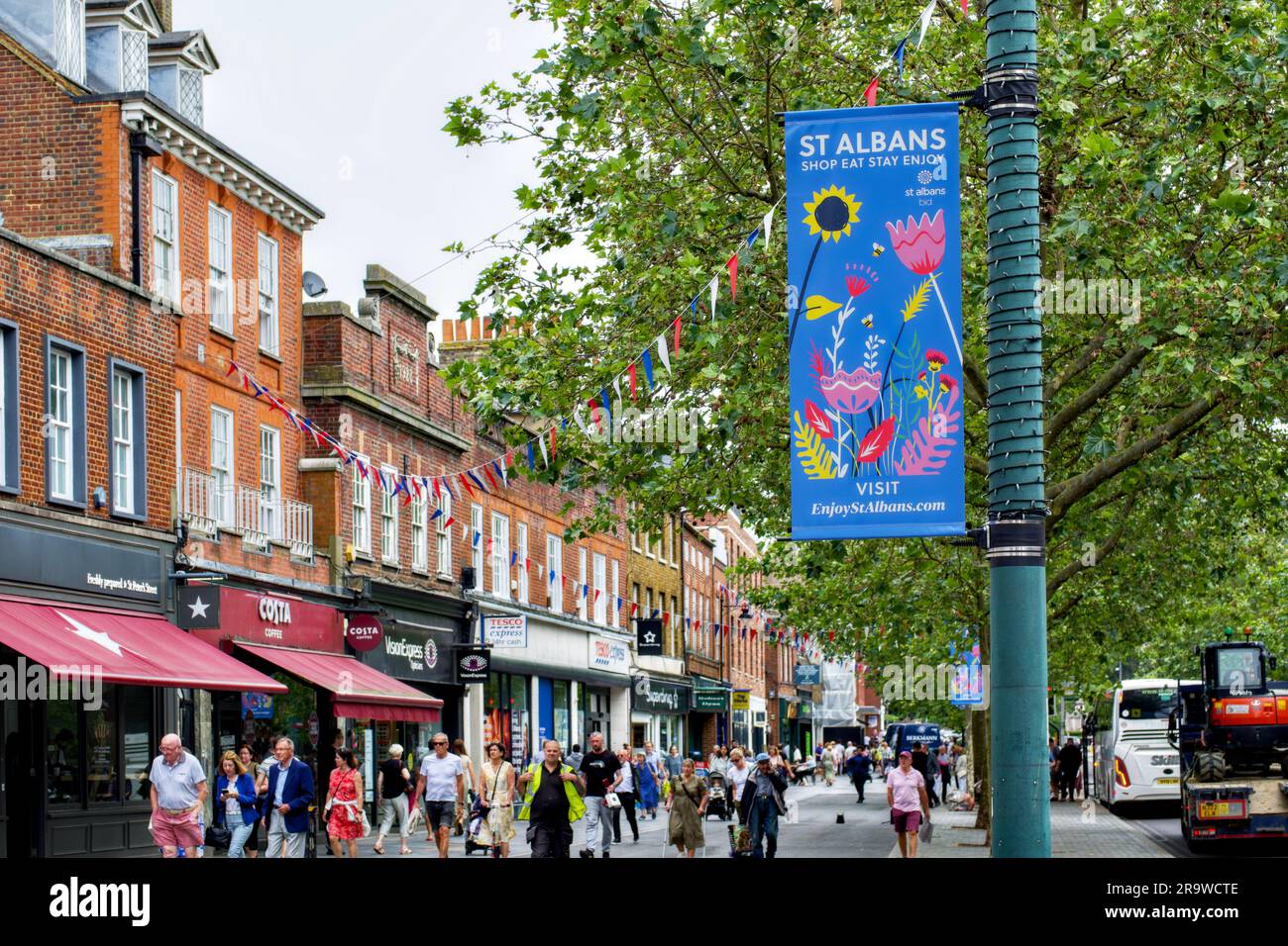 St albans peters street hi-res stock photography and images - Alamy