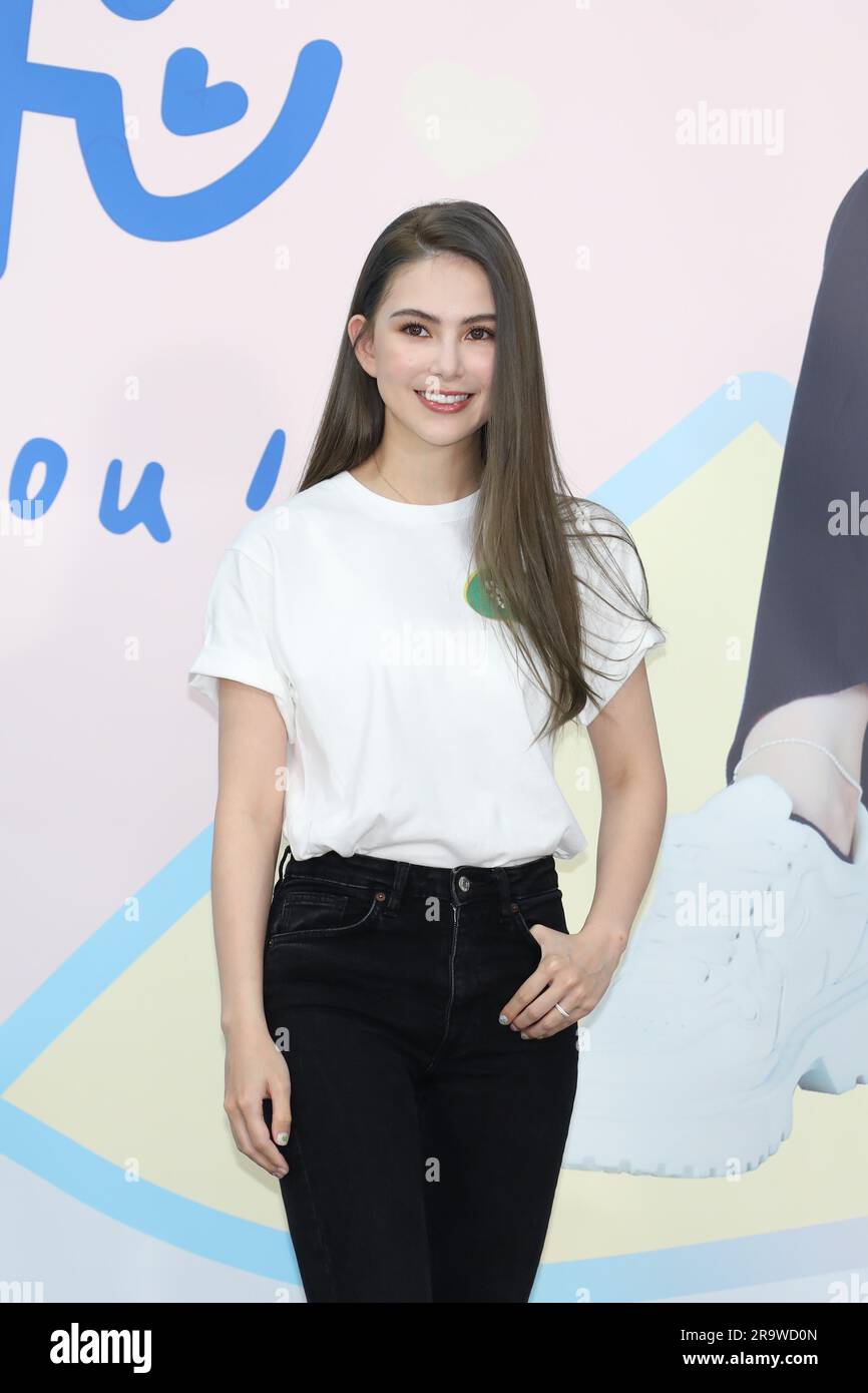 Hannah Quinlivan Profile