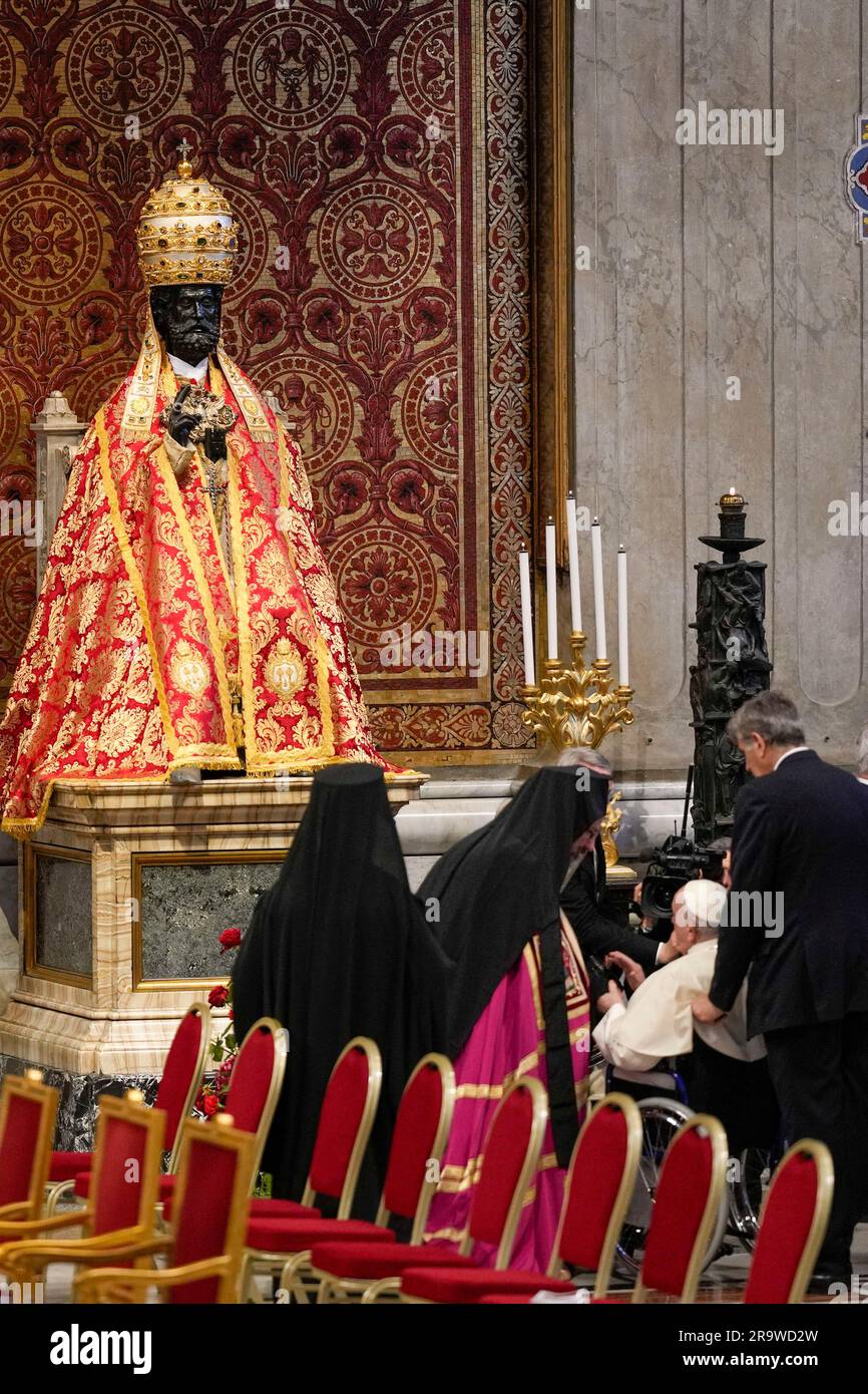 Pope Francis, with Eastern Orthodox Metropolitan of Pisidia Job Getcha ...