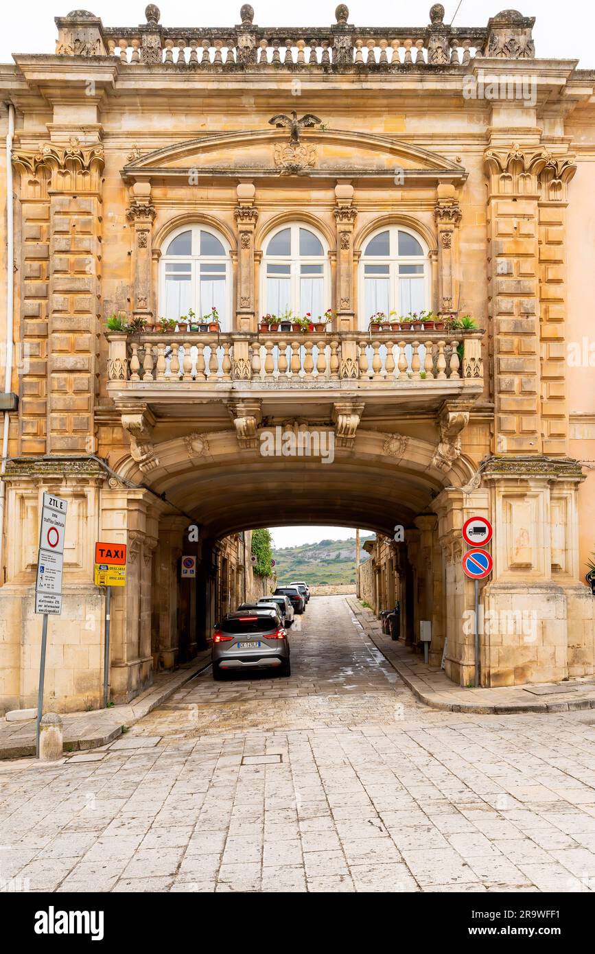 Baroque Palazzo Arezzo di Sanfilippo by Piazza Duomo, 7 in Rocca, Ibla ...