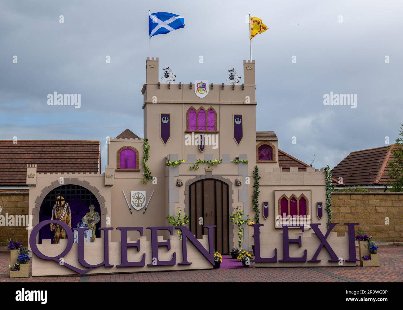 Bo'ness, United Kingdom. 29 June, 2023 Pictured: The Bo’ness Fair Queen ...