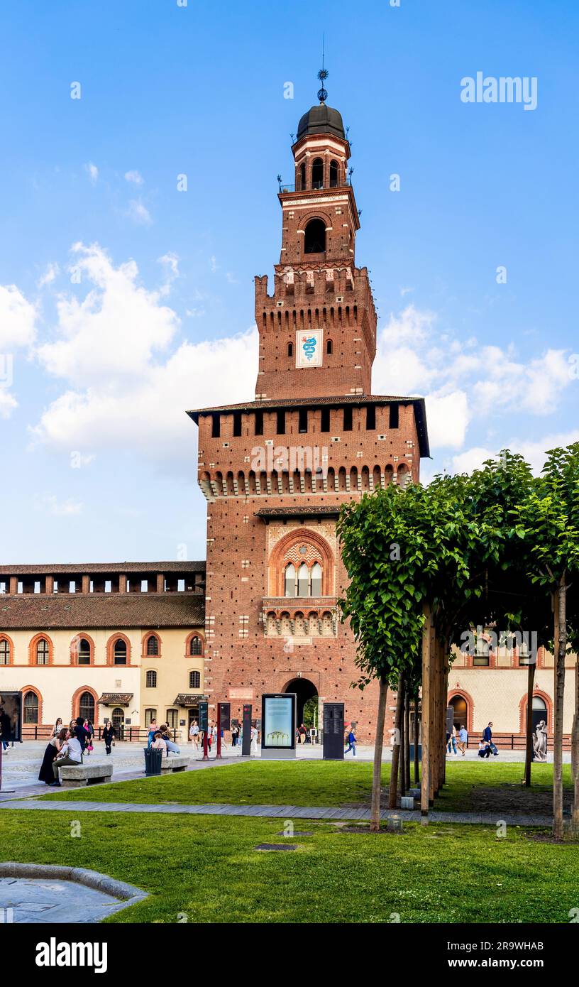 Filarete architecture hi-res stock photography and images - Alamy