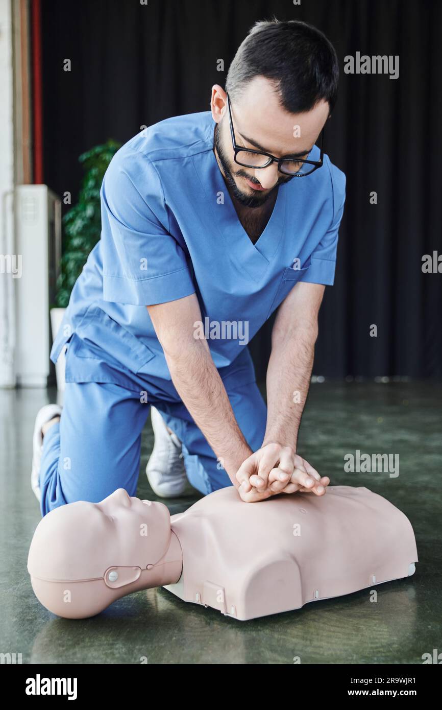 Chest compressions doctor hi-res stock photography and images - Alamy