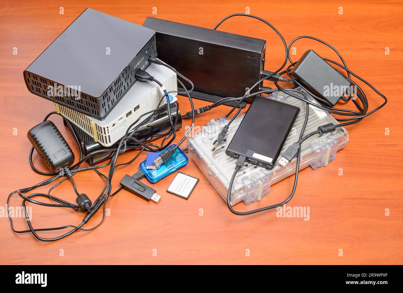 Memory devices hi-res stock photography and images - Alamy