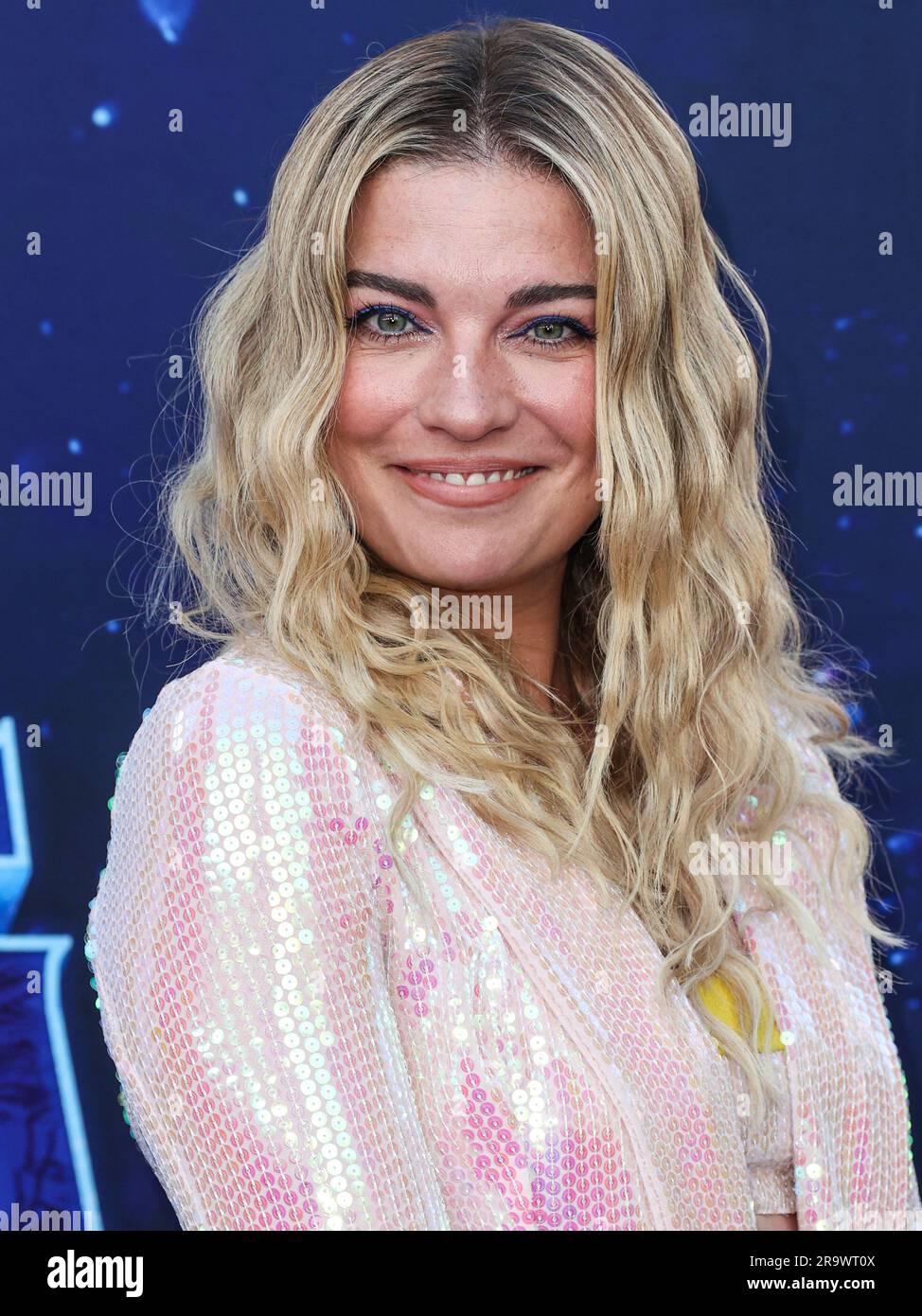 Canadian actress Annie Murphy arrives at the Los Angeles Premiere Of ...