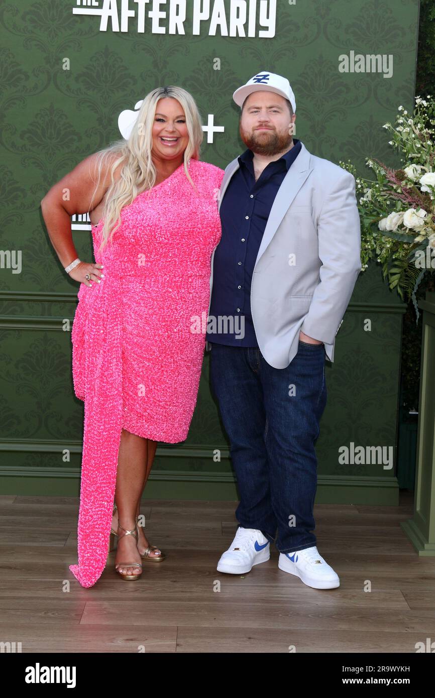 LOS ANGELES - JUN 28: Amy Boland Hauser, Paul Walter Hauser at The ...