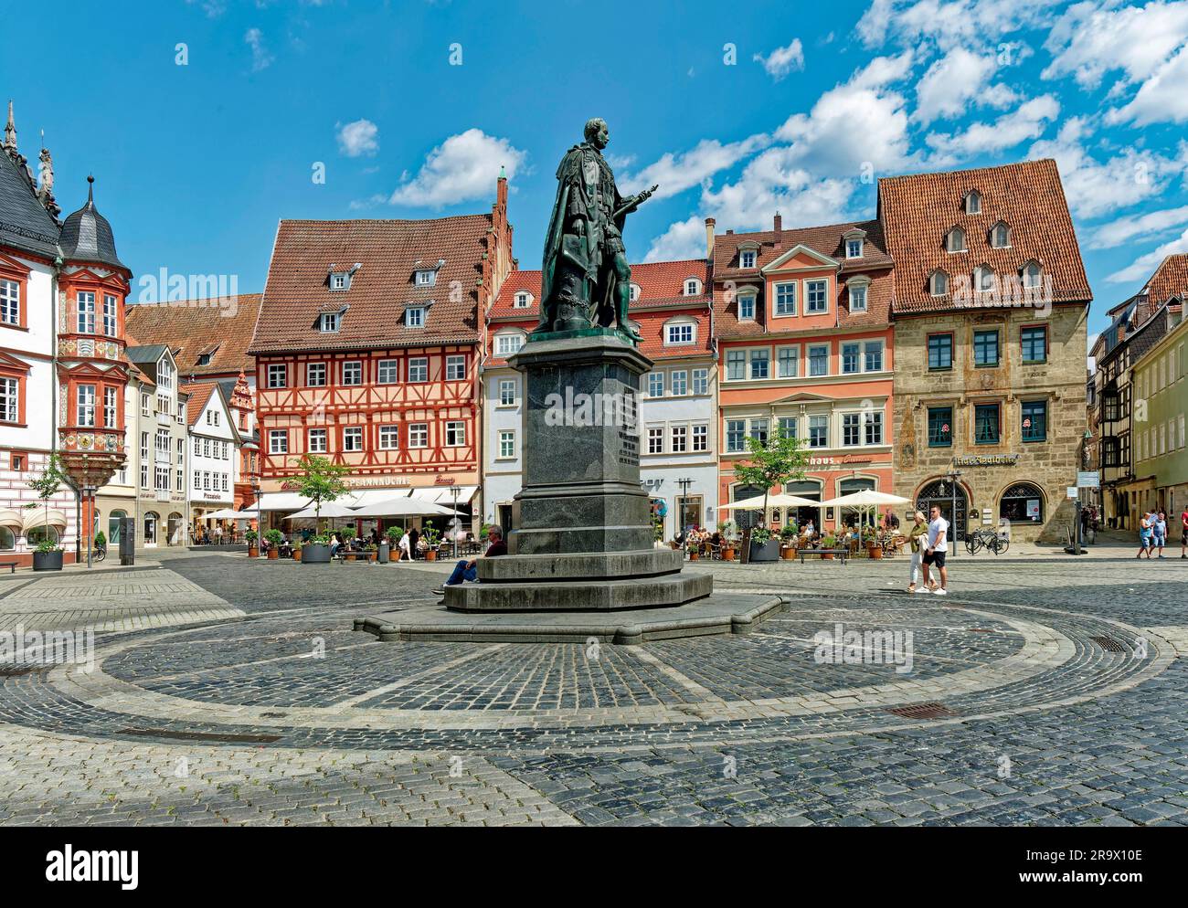 Monument to Prince Albert of Saxe-Coburg and Gotha, Market Square ...